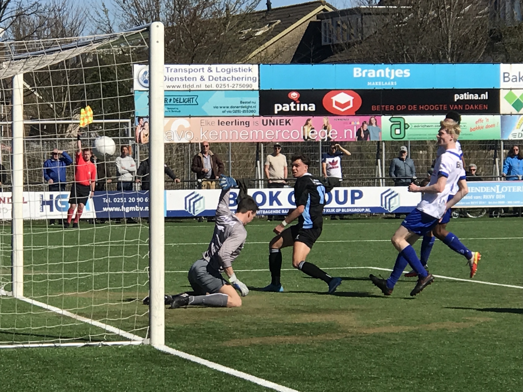 EVV Echt pakt punt na 0-2 achterstand. | EVV Echt