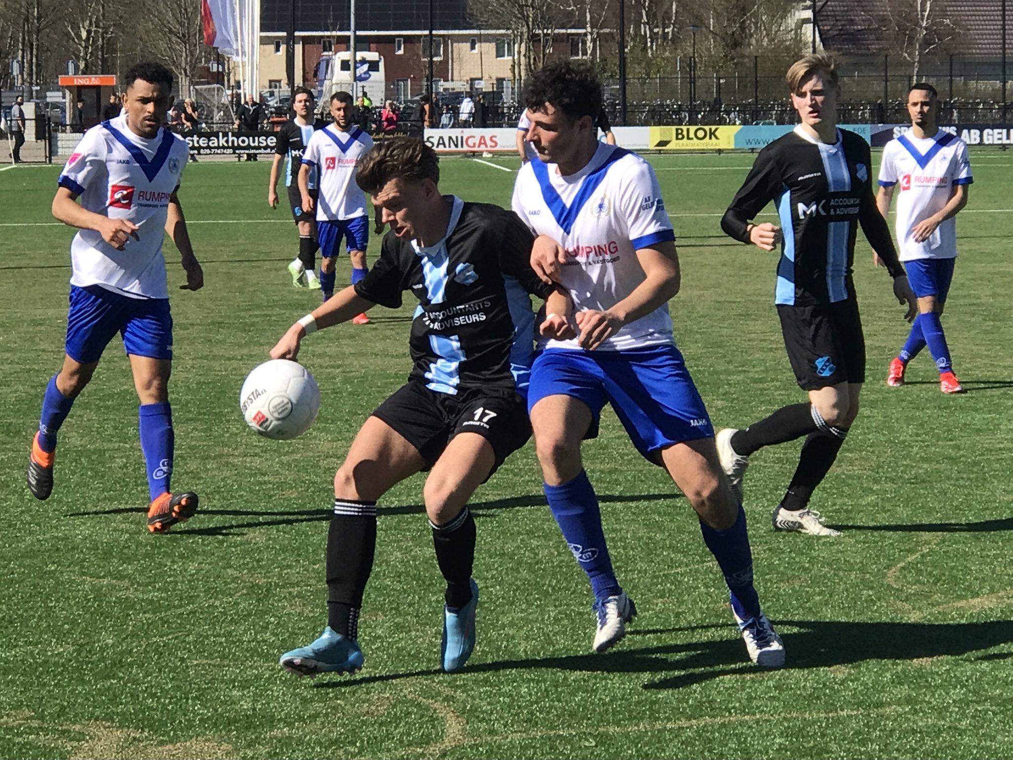 EVV Echt pakt punt na 0-2 achterstand. | EVV Echt