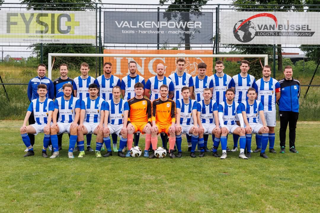EVV Echt 3 overtuigend kampioen | EVV Echt