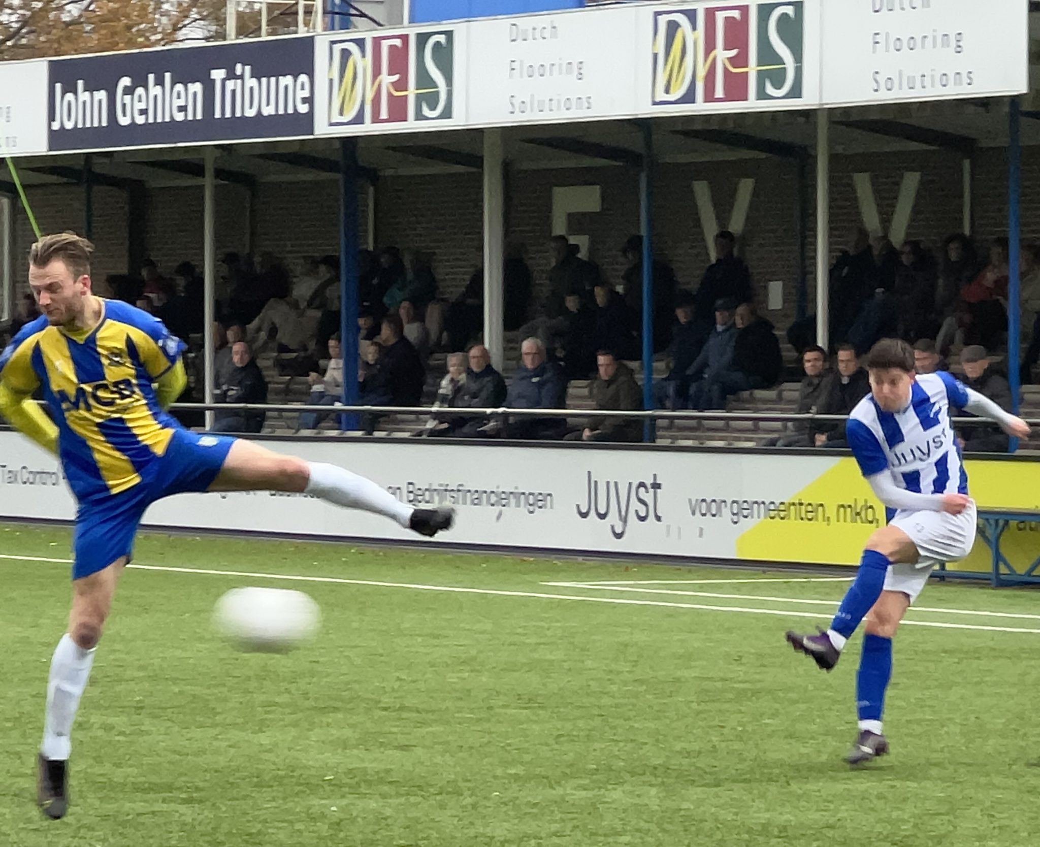 EVV Echt in extremis naast Valkenswaard. | EVV Echt