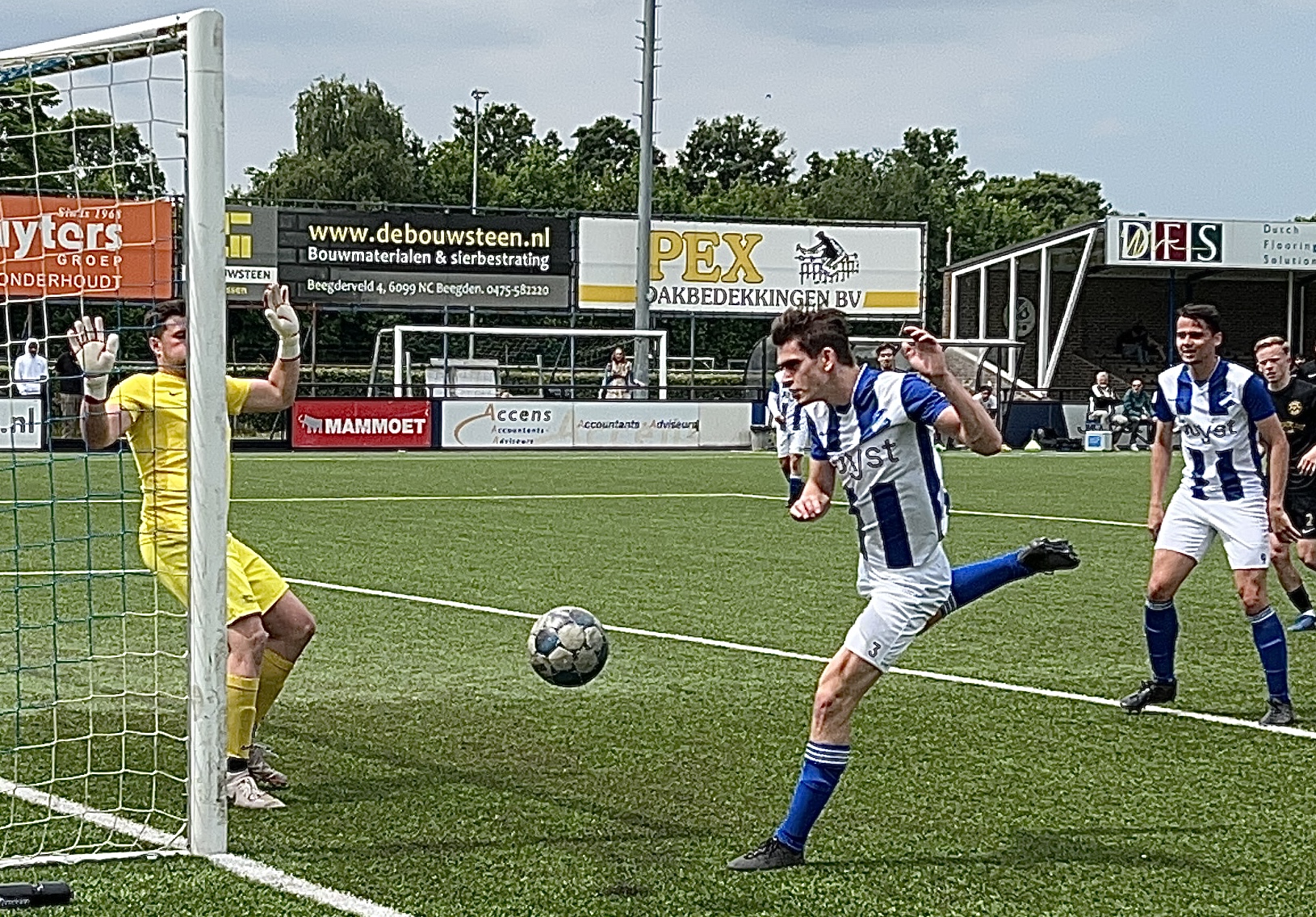 EVV Echt pakt drie punten. Beslissing valt op laatste speeldag. | EVV Echt