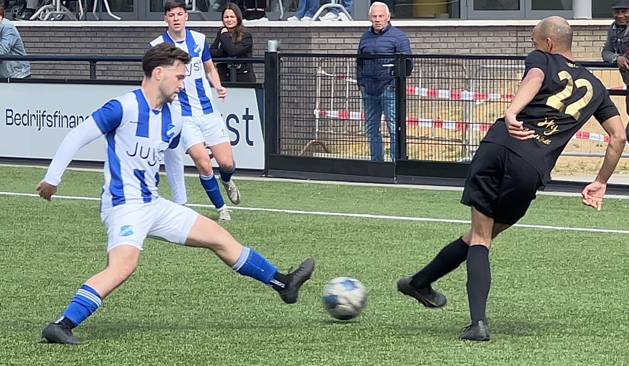 EVV Echt pakt drie punten. Beslissing valt op laatste speeldag. | EVV Echt