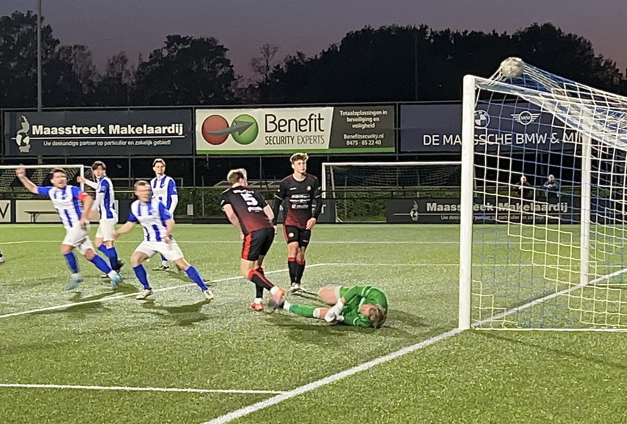 Duur puntverlies EVV Echt tegen laagvlieger Juliana’31: 4-4 | EVV Echt